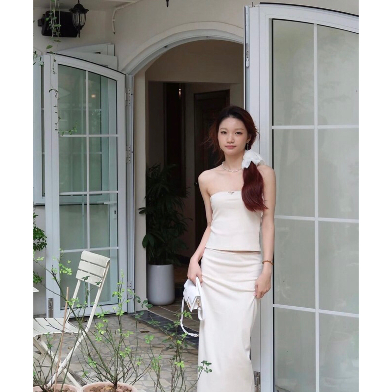DOTTIE-Set áo tube và chân váy midi viền ren-PASS | Shopee Việt Nam