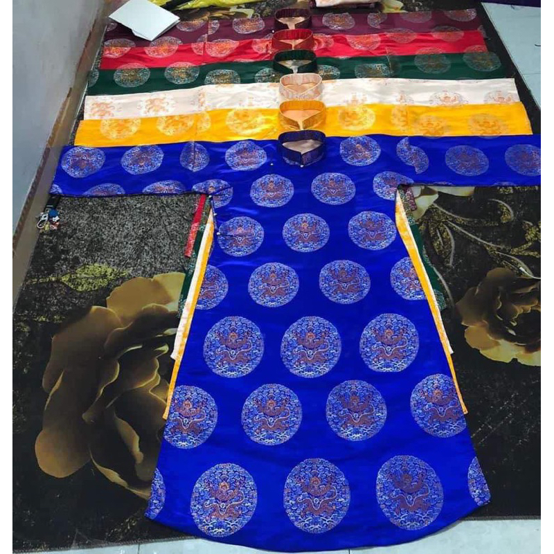 Áo Quan- áo hoàng - vải gấm trơn- khăn áo hầu đồng | Shopee Việt Nam