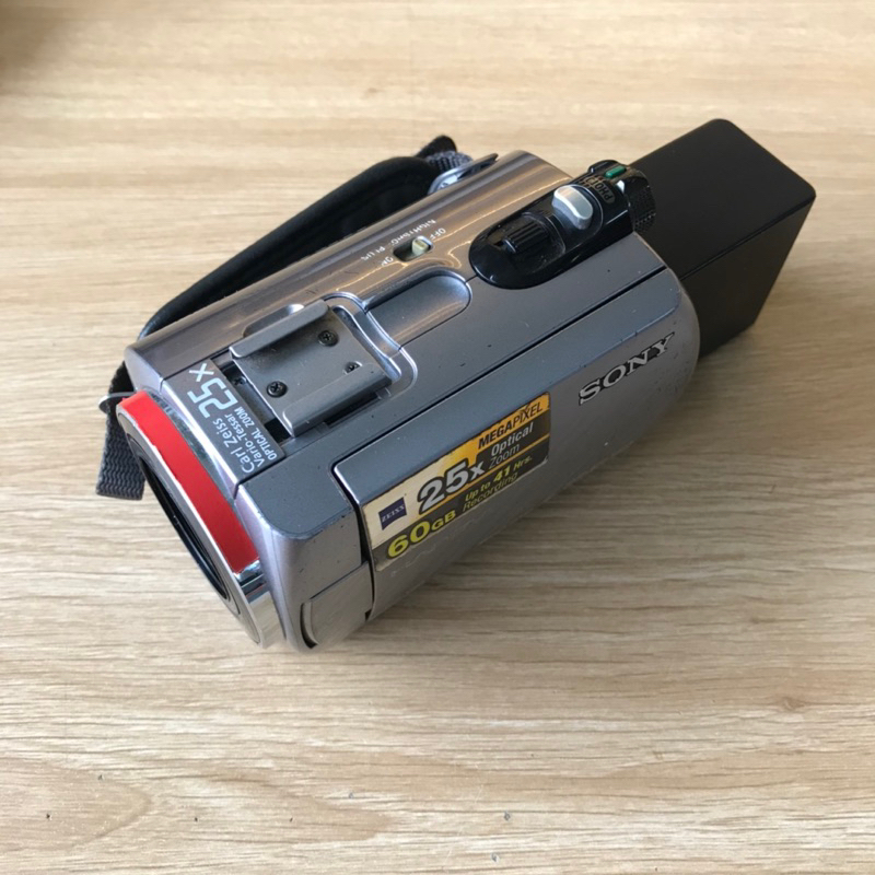 Máy quay phim Sony DRC-SR82, Quay lưu bằng ổ cứng 60GB, Máy đã qua sử ...