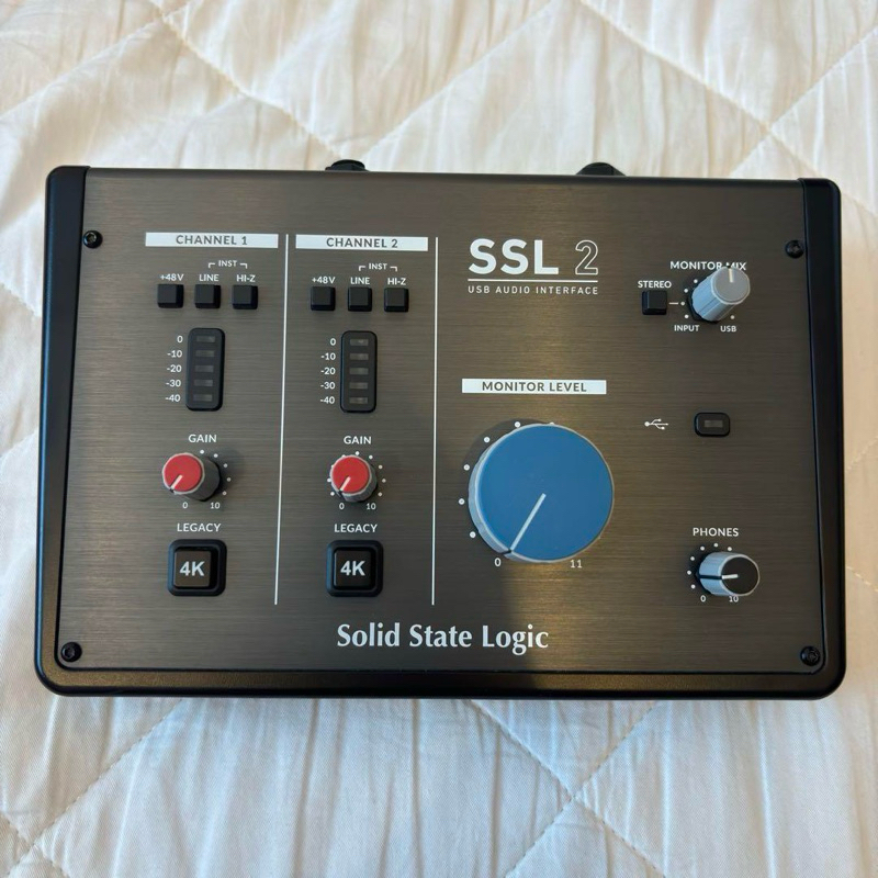 Soundcard Solid State Logic SSL2 | Shopee Việt Nam
