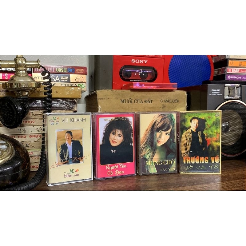 Bộ 4 băng cassette nhạc hay | Shopee Việt Nam