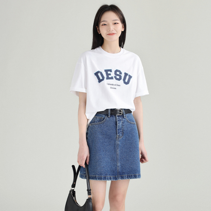 (SẴN) Áo phông DESSUU form RỘNG, tay lỡ in chữ UNIVERSITY OF DESU ...