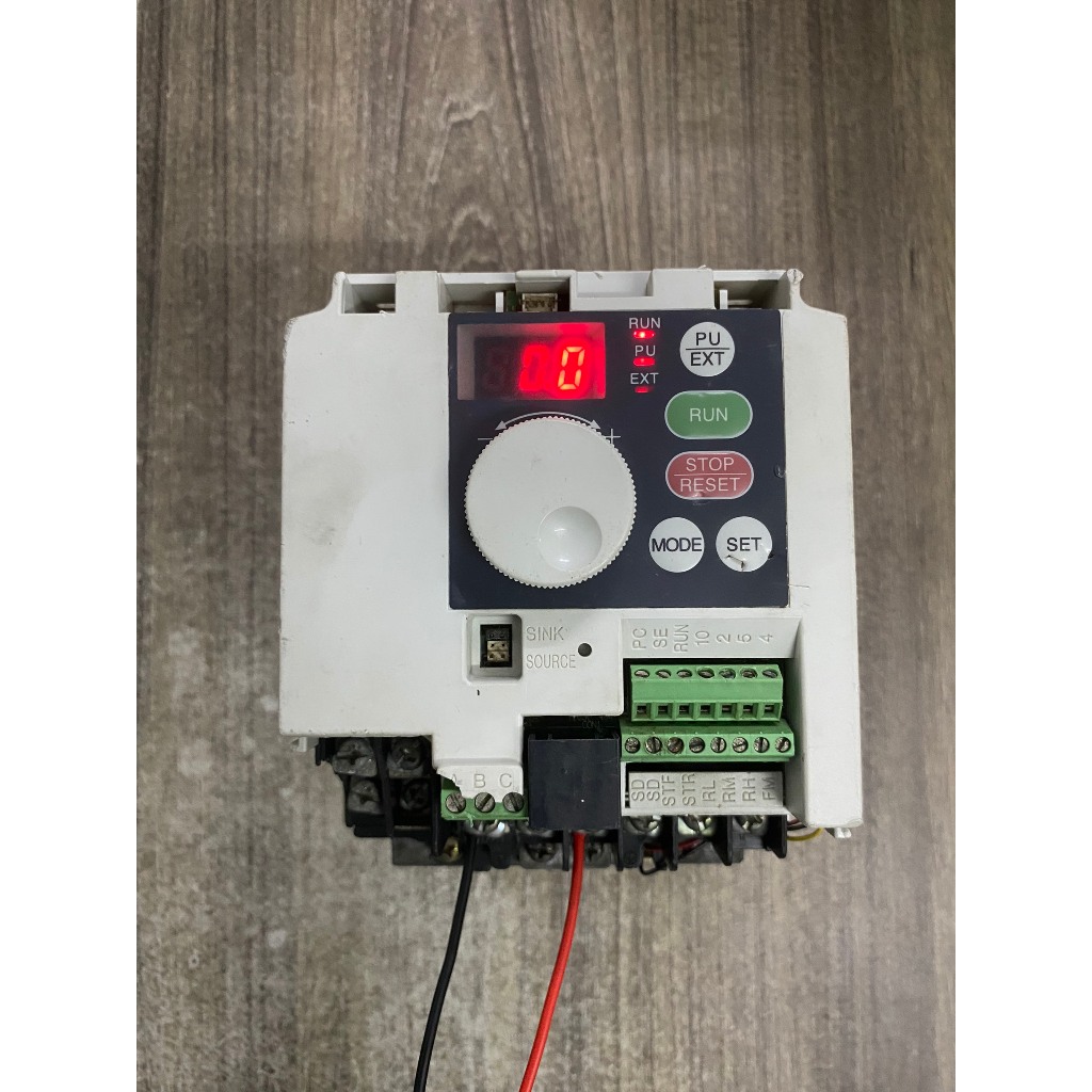 Biến tần MITSUBISHI FR-S520-2.2K nguồn 220VAC công suất 2.2kW tháo máy | Shopee Việt Nam