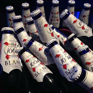 Bia bia blanc 1664 - Giá Tốt, Miễn Phí Vận Chuyển, Đủ Loại | Shopee ...