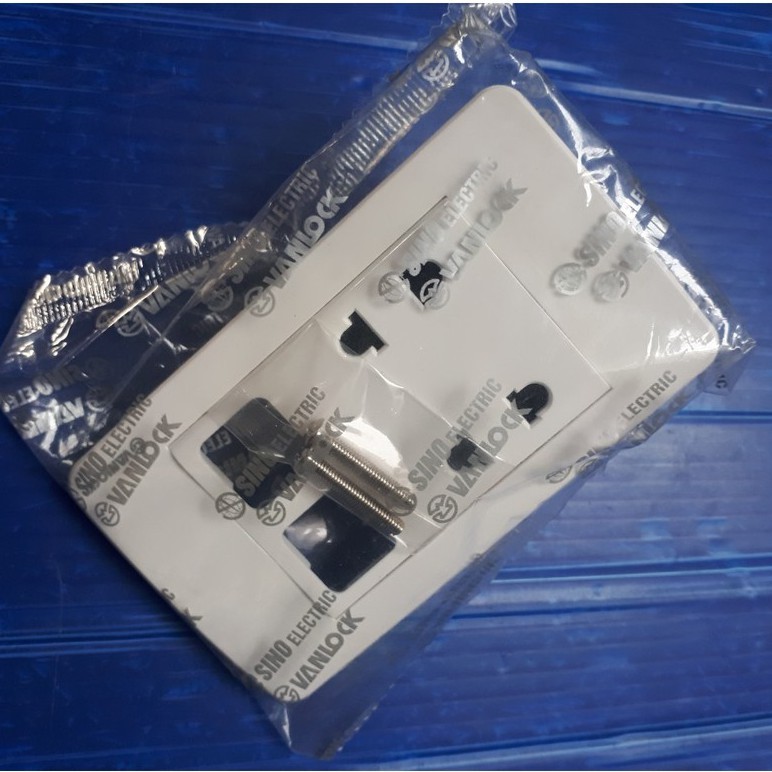 Mặt 1,2 ổ cắm SINO - VANLOCK 2 chấu S18A +1,2 lỗ 250V-16A | Shopee Việt Nam