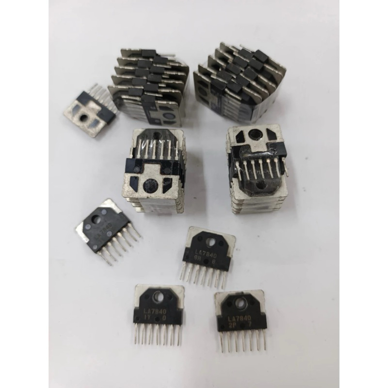 Combo 2 IC ( LA 7840 ) | Shopee Việt Nam