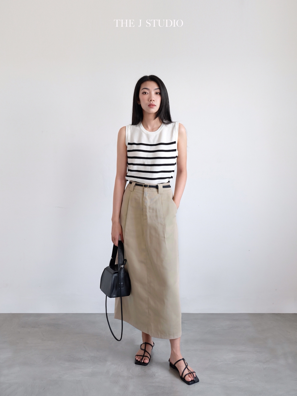 Chân Váy Màu Be Midi Chữ A Dáng Dài Có Túi Sau Chất Kaki THE J STUDIO ...