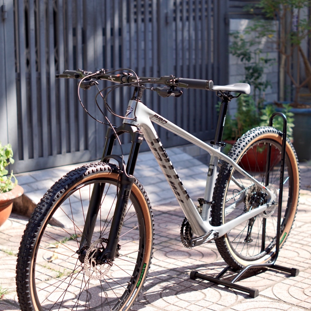 Xe đạp Twitter Leopard Pro 2024 - Khung Carbon, Màu Xám Xi-măng ...