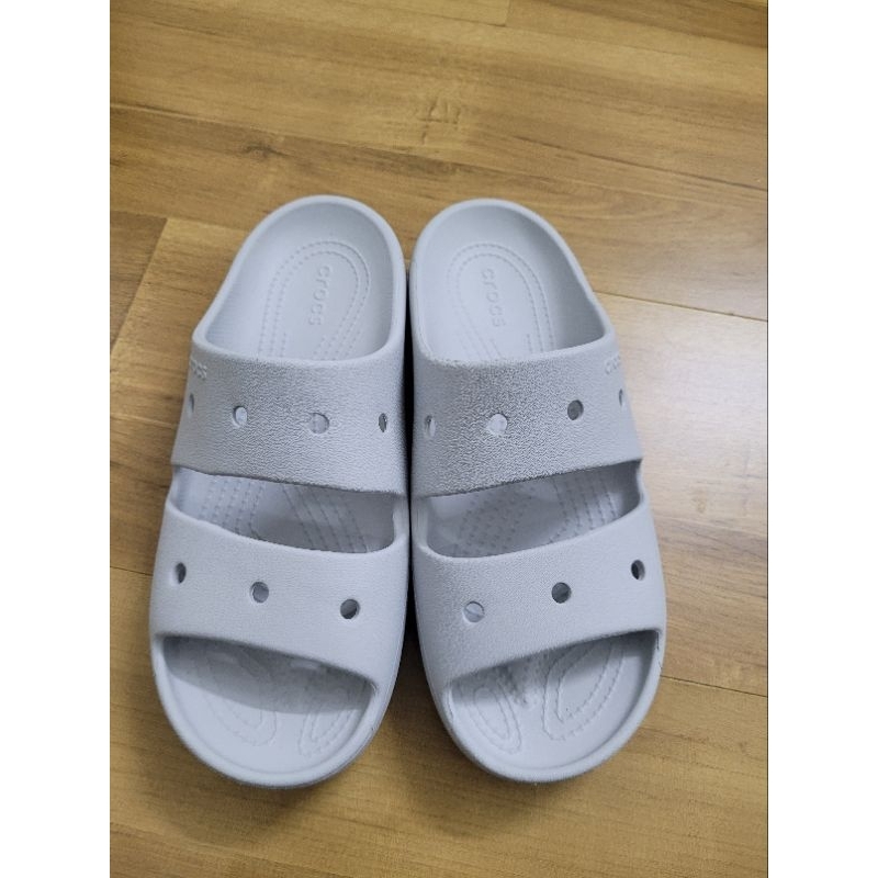 Dép Croc.s V2 xuất dư xịn cam kết chuẩn hãng | Shopee Việt Nam