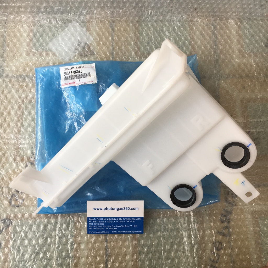 Bình nước rửa kính Innova, hiệu Toyota(85315-0K080) (Cái) | Shopee Việt Nam