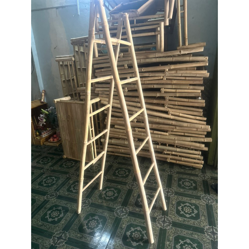 Thang 🪜 tre phơi đồ,trang trí chữ A gấp gọn(Không trèo lên thang được ...