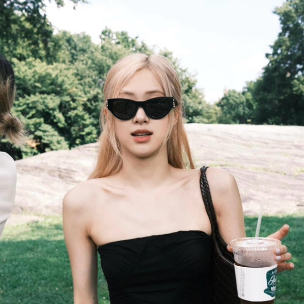 Kính Râm Mắt Mèo Nữ ROSÉ BLACKPINK Cao Cấp,Kính Mát Xếch Phong Cách Hàn ...