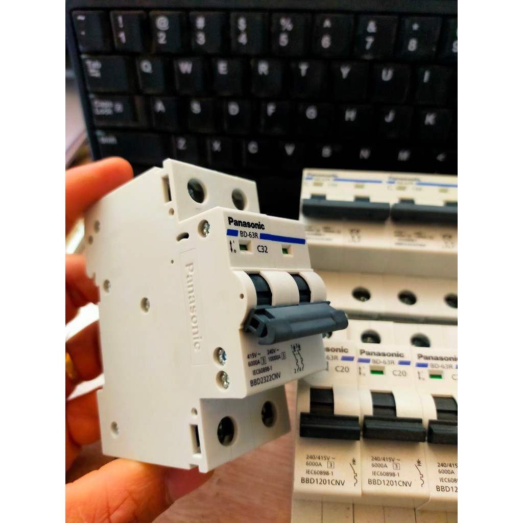 Át tép (cài) Panasonic 1P MCB 6ka ,Aptomat 2P 10A - 16A-20A-32A-40A-50A-63A Panasonic, | Shopee ...