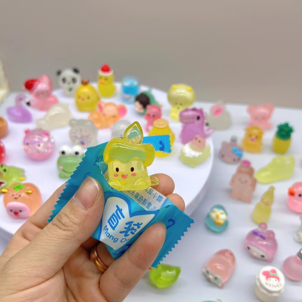 Combo 100 Túi mù mini mẫu dạ quang, túi kẹo bóc quà bí mật mẫu dạ quang ...