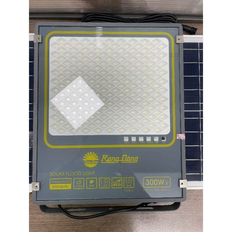 Đèn năng lượng mặt trời Rạng Đông 300W CP03.SL.RAD.V2 chính hãng, Pin tách rời có điều khiển từ ...