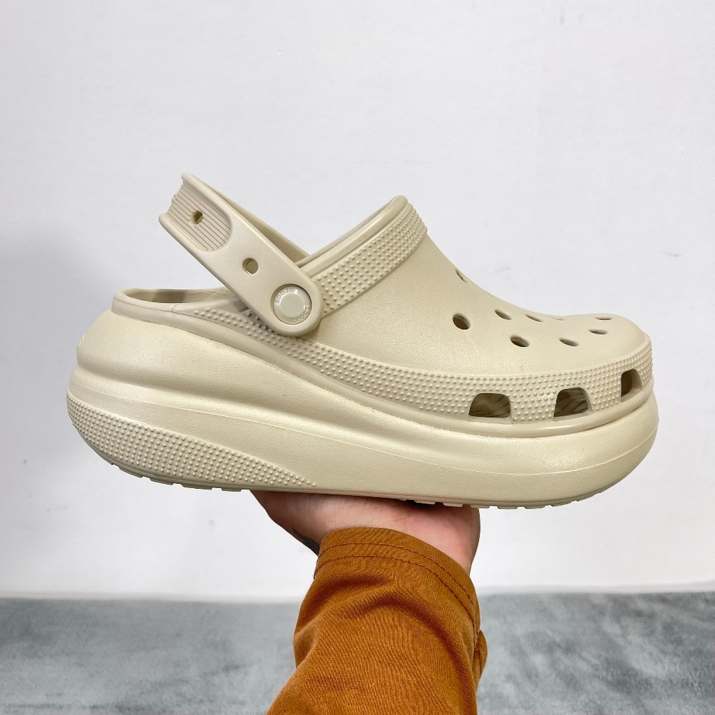 Giày Clog Unisex Crocs Crush Classic Bone 207521-2Y2 - HIGH QUALITY ...