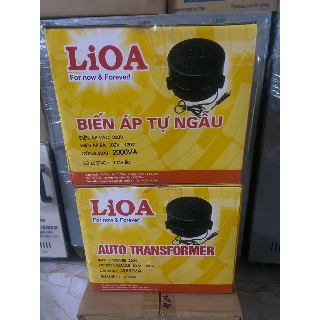 Biến áp tự ngẫu lioa 2000va - 2kva- Điện vào 1pha: 220v-Điện áp ra 1 pha:100v-120v- Dùng cho các ...