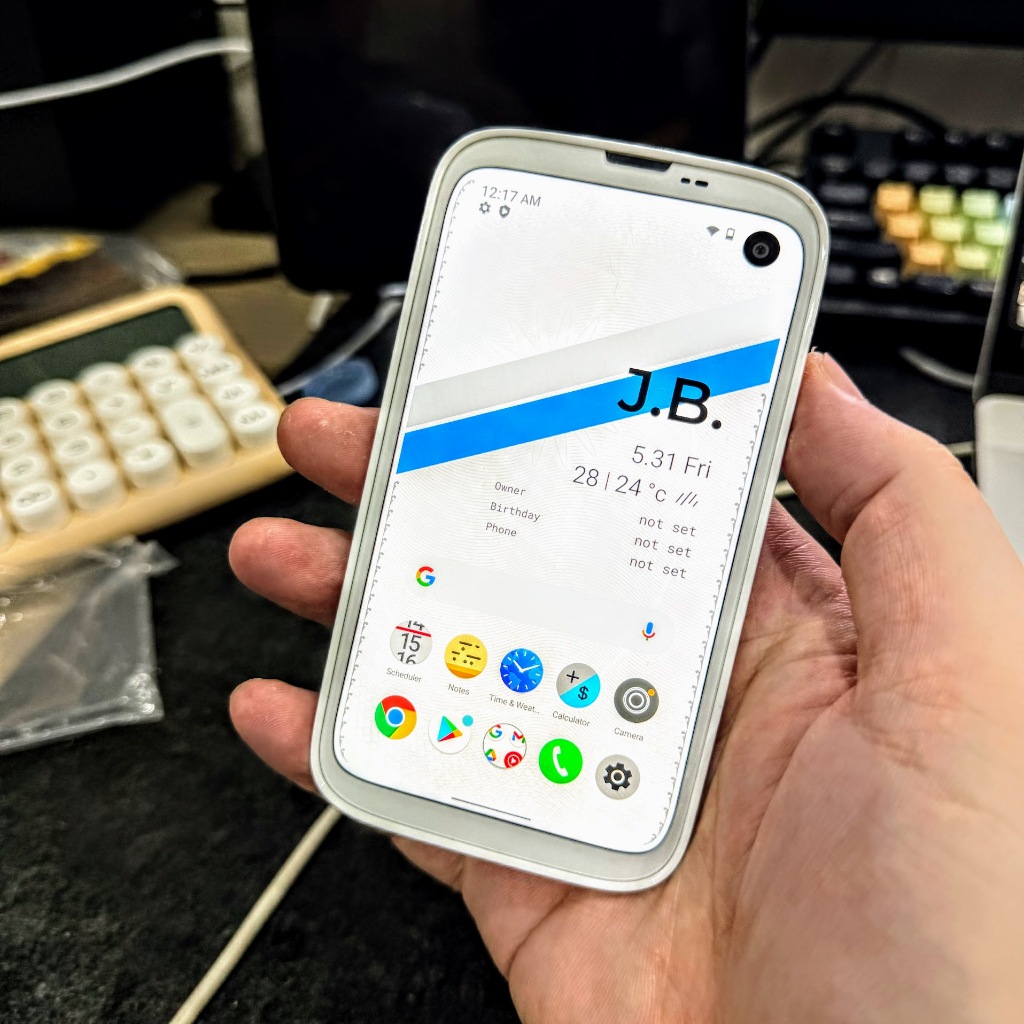 Điện thoại Balmuda Phone mini Ram 6G 128G - Snapdragon 765G 5G | Shopee ...
