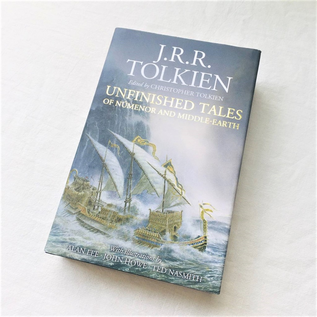 Sách Unfinished Tales of Númenor and Middle-earth by J.R.R. Tolkien ...