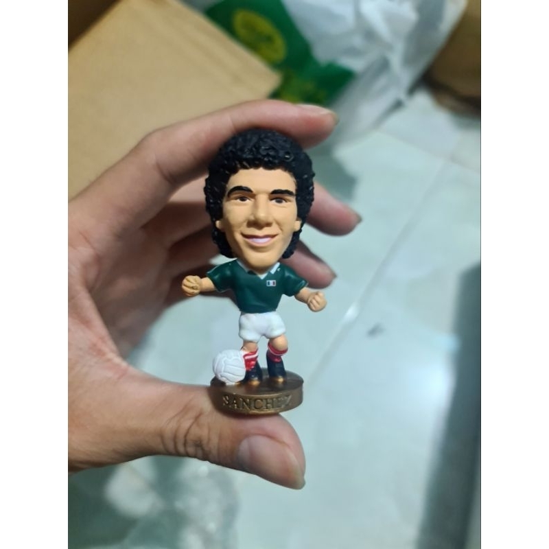 Tượng Hugo Sanchez ( Mexico) | Shopee Việt Nam