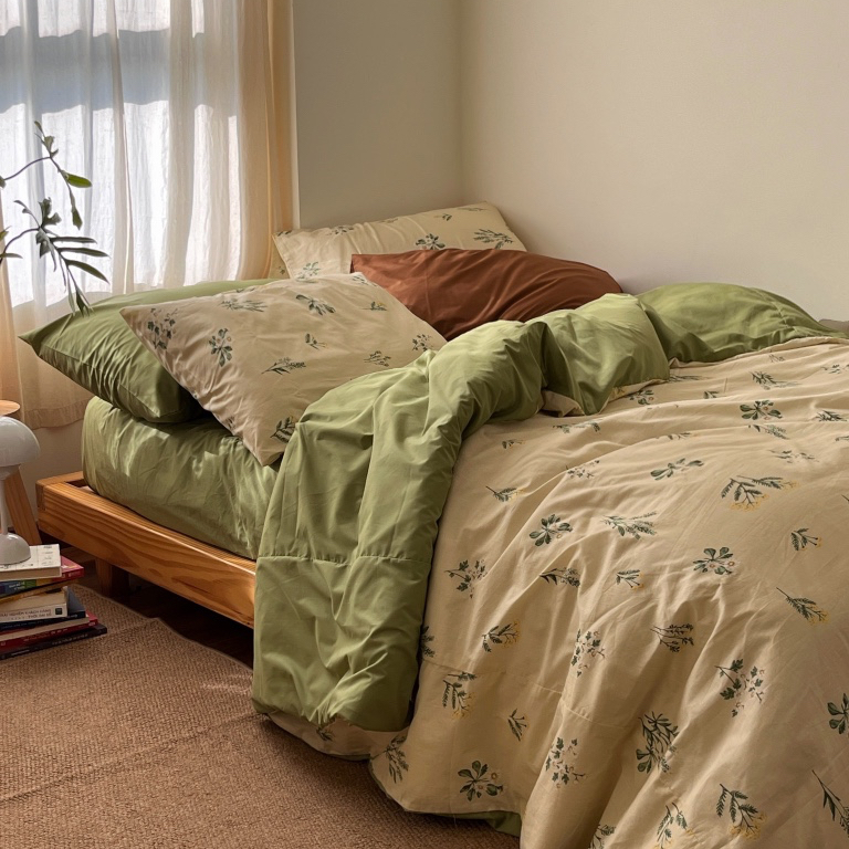 Vỏ Chăn Hoạ Tiết Phối Hoa Tiểu Cúc Vàng Xanh Raw Cotton Fluffy Studio ...