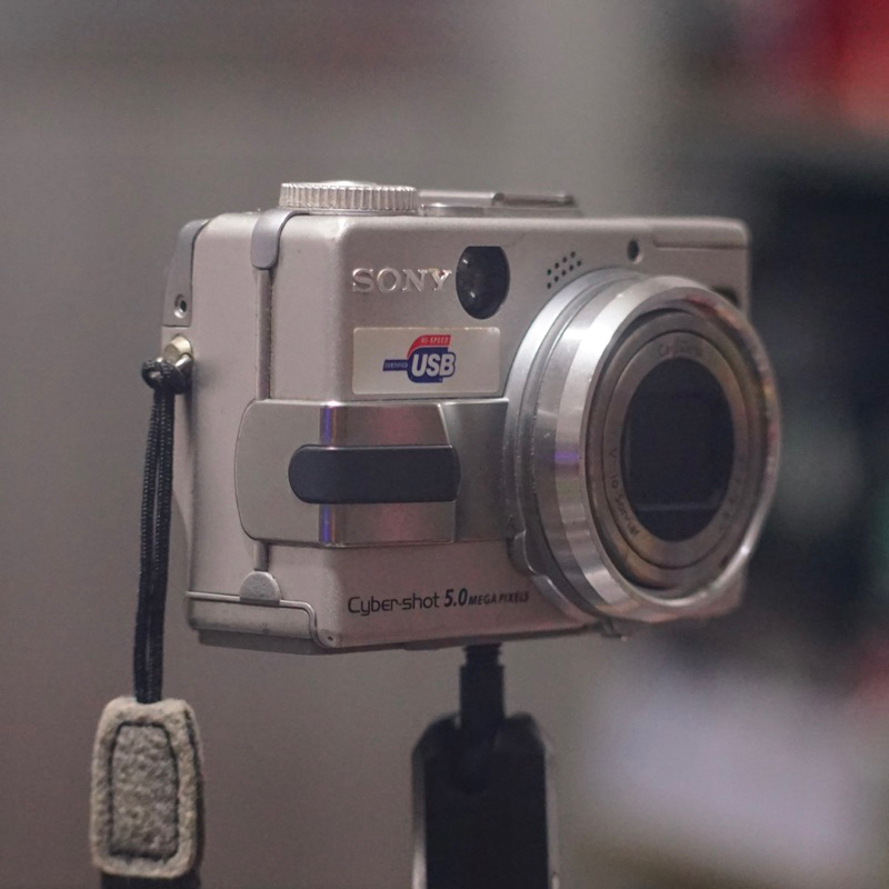 [Đã qua sử dụng] Máy ảnh Sony DSC-V1 | Shopee Việt Nam