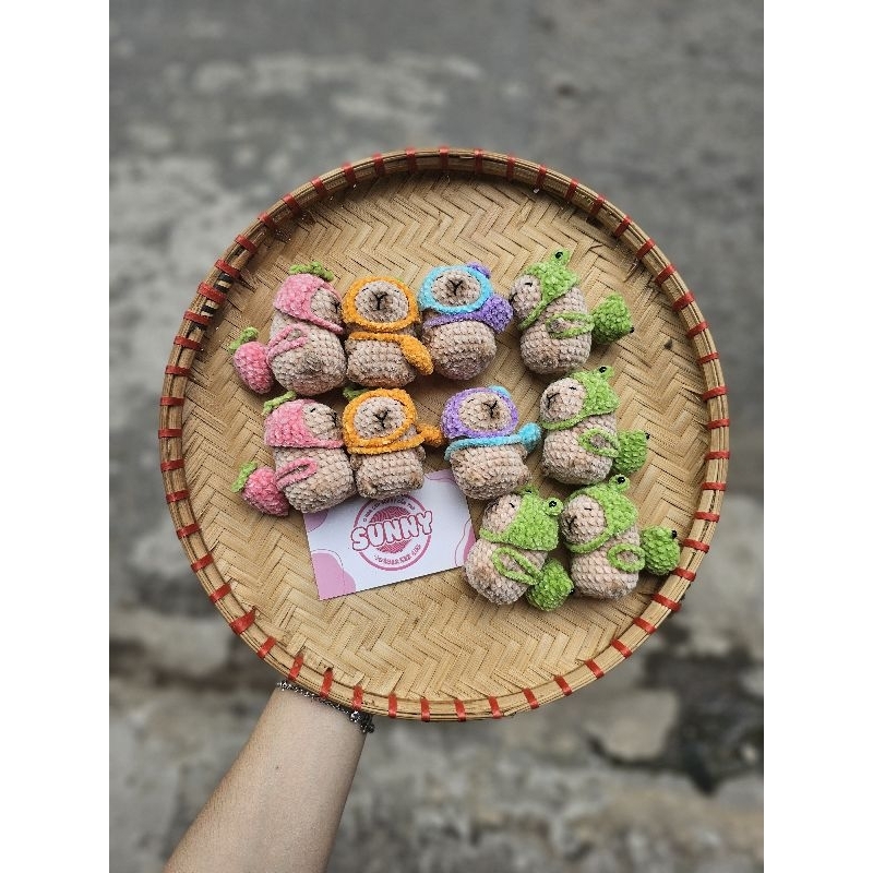 Móc khóa capybara len handmade | Shopee Việt Nam