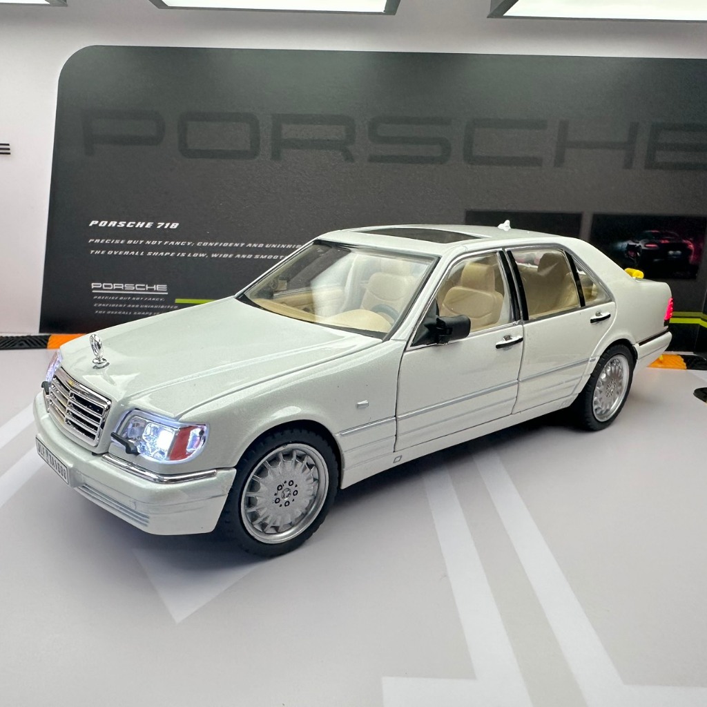 Mô hình xe Mercedes-Benz W140 - 300SEL tỉ lệ 1:24 hãng Jinlifang ...