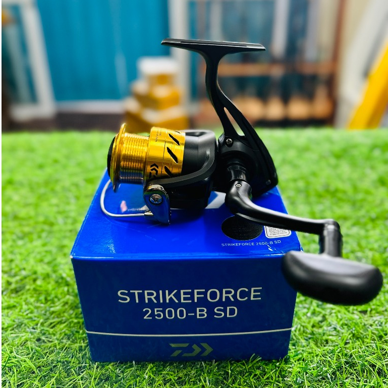 Máy câu đứng Daiwa Strikeforce 2500B - SD | Shopee Việt Nam