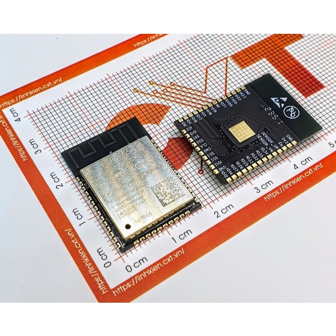 Esp32 Wroom 32 1 N4 Module Wifi Bluetooth Shopee Việt Nam