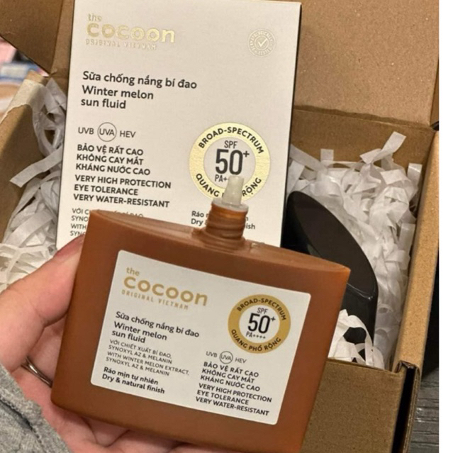 Sữa chống nắng bí đao Cocoon 50ml kiềm dầu nâng tone tự nhiên bảo vệ da SPF 50+ PA++++ | Shopee ...