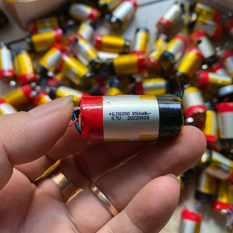 Pin Li-Po 3.7V 18350 dung lượng 950mah tháo máy| Pin trụ | Shopee Việt Nam