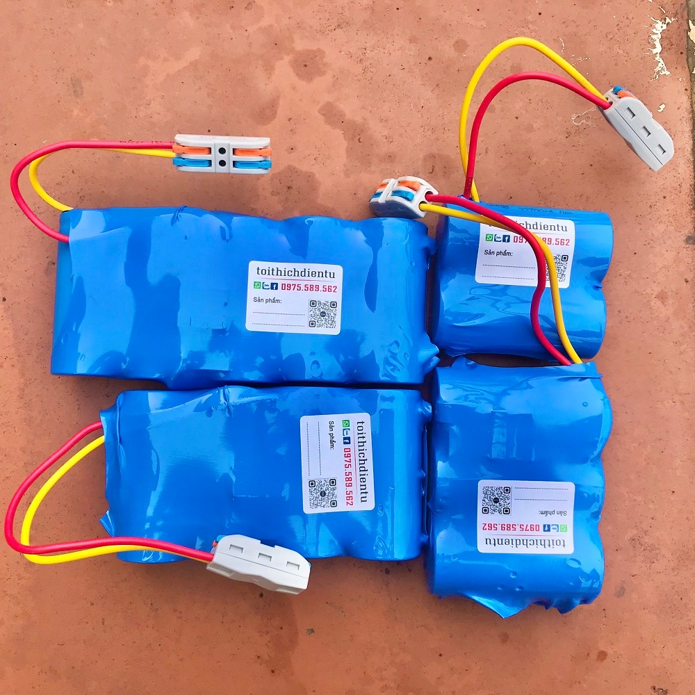 Pin thay thế cho đèn năng lượng 3,2v (pin 32700 xịn) | Shopee Việt Nam