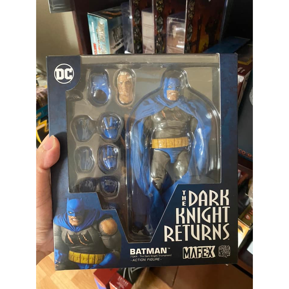 MAFEX The Dark Knight Returns (Triumphant) | Shopee Việt Nam