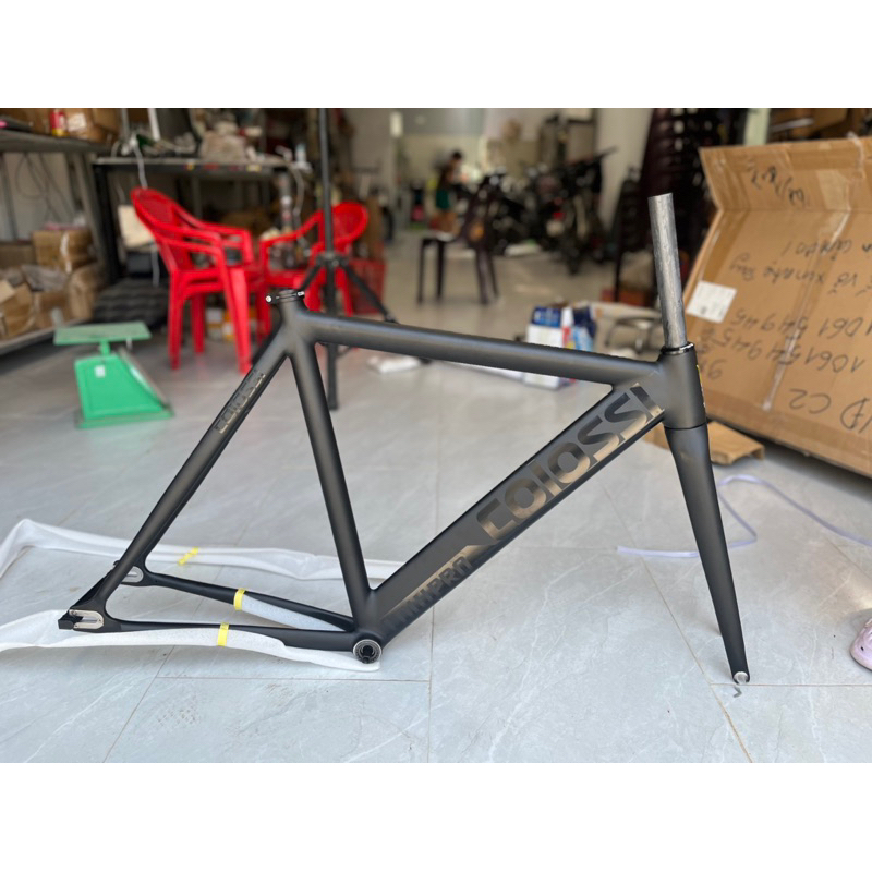 Khung xe đạp Colosi low pro phuộc carbon | Shopee Việt Nam