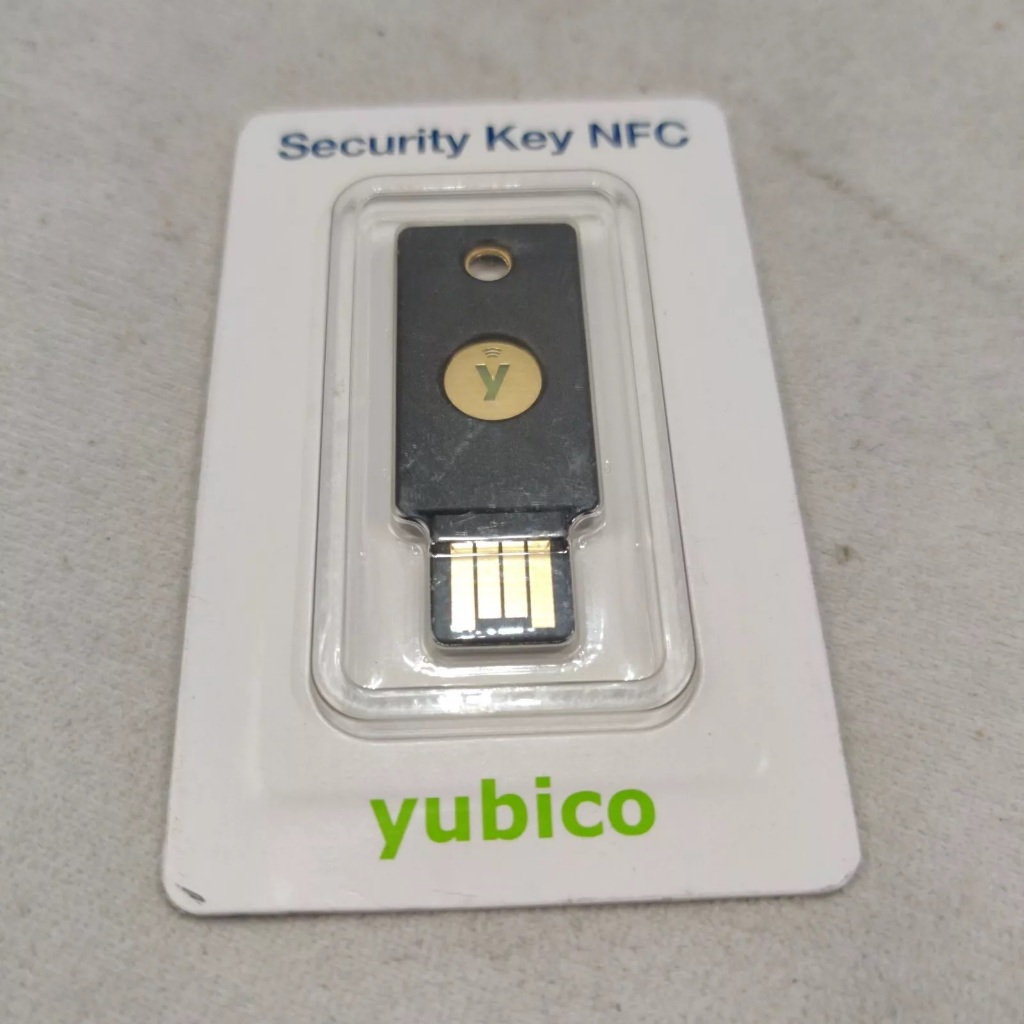 Yubikey Key NFC & C NFC - Thiết bị xác thực Yubikey Yubico C NFC (cổng Type C) và Key NFC (cổng ...