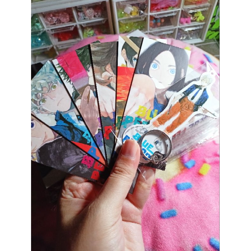 Combo 6c Blue Period unseal kèm bookmark giấy (unseal) | Shopee Việt Nam