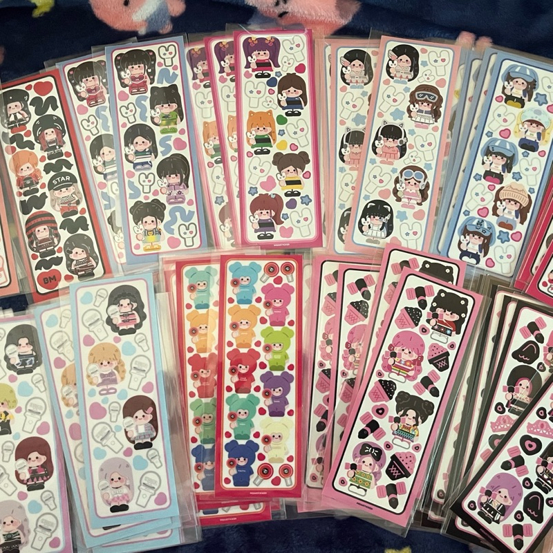 [ XẢ KHO ] SET 10 STICKERS KPOP MADE IN THAILAND | Shopee Việt Nam