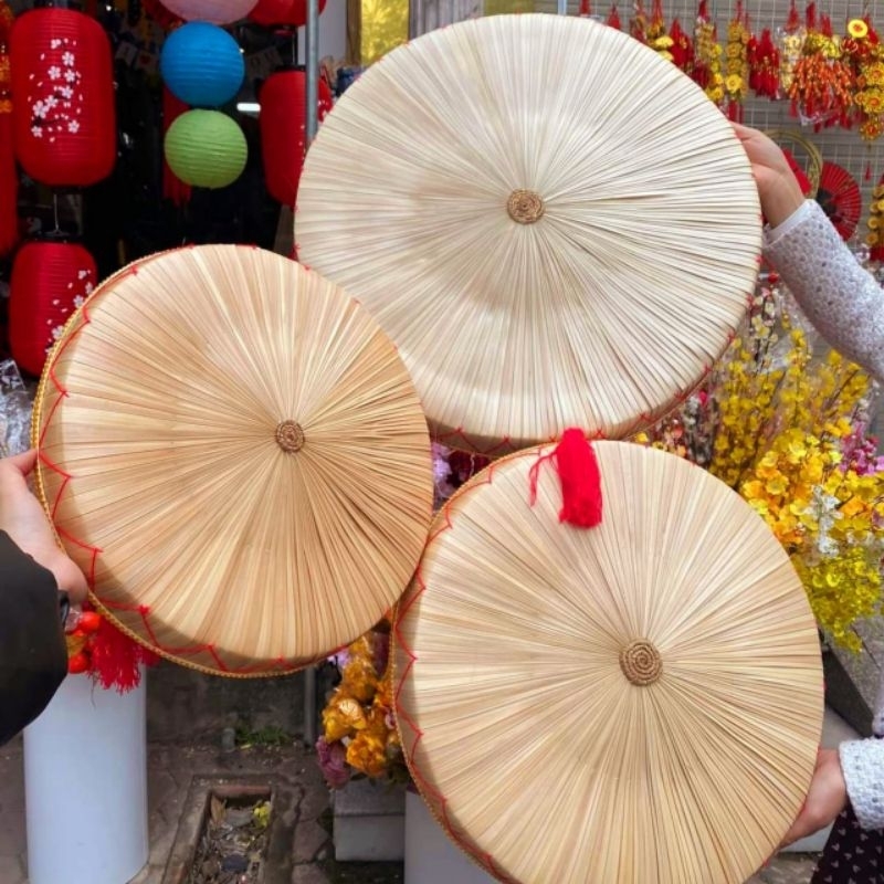 Nón quai thao biểu diễn, nón quai thao decor trang trí concep chụp ảnh chất liệu lá tự nhiên ...