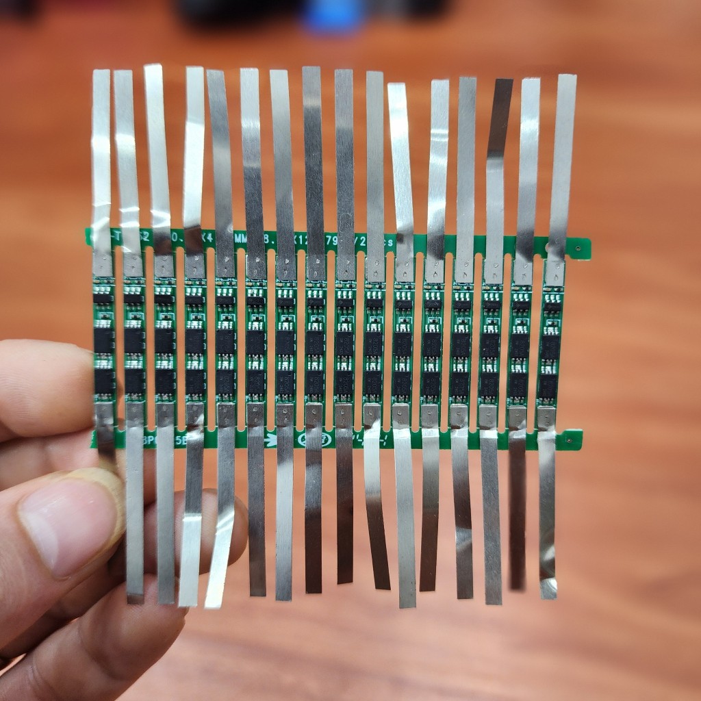 Mạch bảo vệ pin 1s 3.7V 18650 chống xả cạn và sạc quá điện áp | Shopee ...