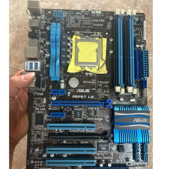 Main P8P67 V LE socket 1155 4 khe ram không cổng xuất hinh trên main ...