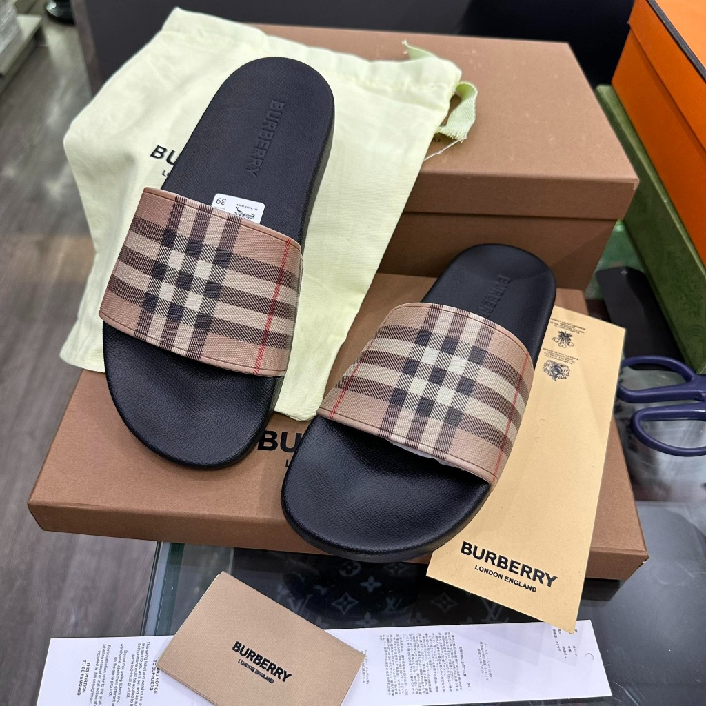 Dép Nam Nữ BBR Quai CaSU Kẻ full box . Dép BBR Nam Nữ Quai Ngang Đế Đúc ...