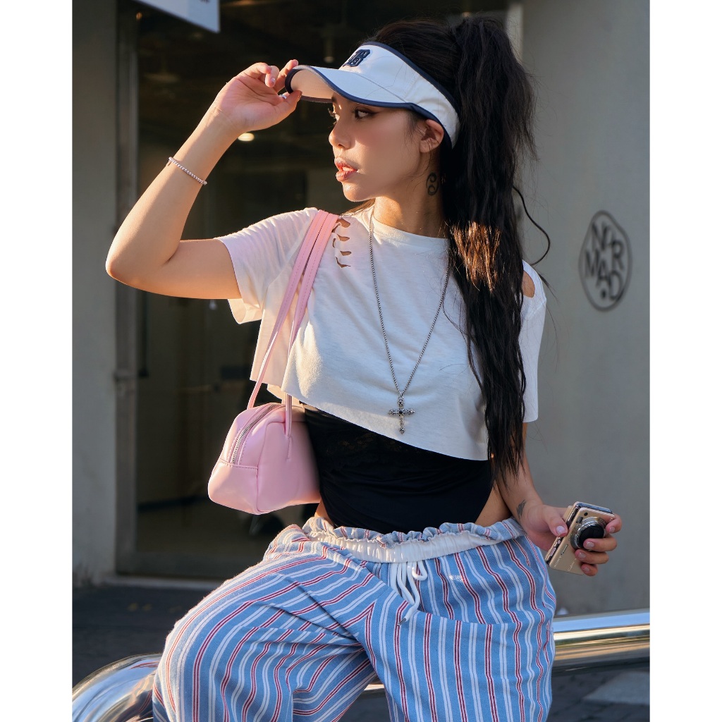 𝗔𝗰𝘁𝗶𝘃𝗲 𝗦𝘁𝗿𝗶𝗽𝗲𝗱 𝗣𝗮𝗻𝘁𝘀 - 𝗕𝗼𝗱𝘆𝘀𝘂𝗶𝘁 𝗥𝗲𝗻 𝗟𝗮𝗰𝗲 - 𝗥𝗶𝗽𝗽𝗲𝗱 𝗘𝗱𝗴𝗲 𝗖𝗿𝗼𝗽𝘁𝗼𝗽 SHOOGA ...