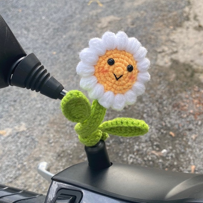 Hoa len cúc mặt cười gắn gương xe gắn máy, hoa len handmade gắn gương ...