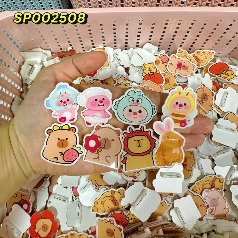 set 5 Kẹp Ghim Balo, Quần Áo, Túi Xách Mix Hình Capybara, Loopy, Losto ...