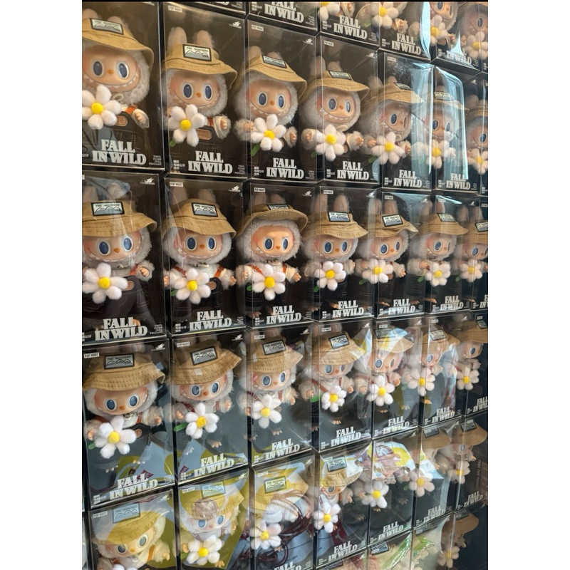 AUTH SẴN MESS ZL RẸ HƠN LABUBU POPMART HOA CÚC LISA | Shopee Việt Nam