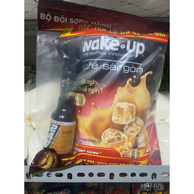 Cà phê sữa Wake Up Café Sài Gòn 456g×24 gói tặng kèm 1 chai 247 ...