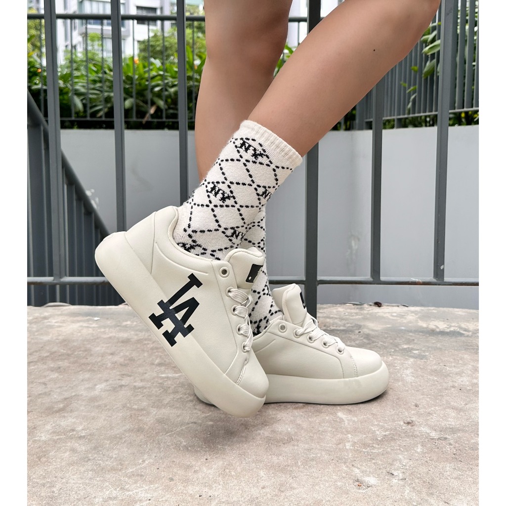 [ CHÍNH HÃNG ] Giày MLB Chunky Classic Base LA Cream | Shopee Việt Nam