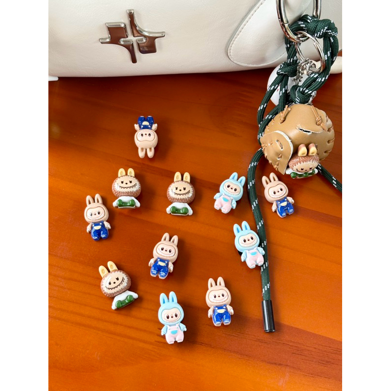 jibbitz labubu ( nhắn riêng cho shop khi đặt màu gì nha) | Shopee Việt Nam