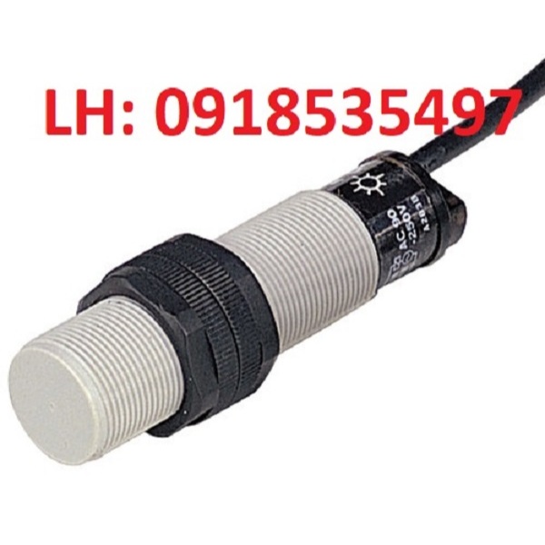 Cảm biến điện dung Autonics CR18-8AC 8mm 110-220V | Shopee Việt Nam